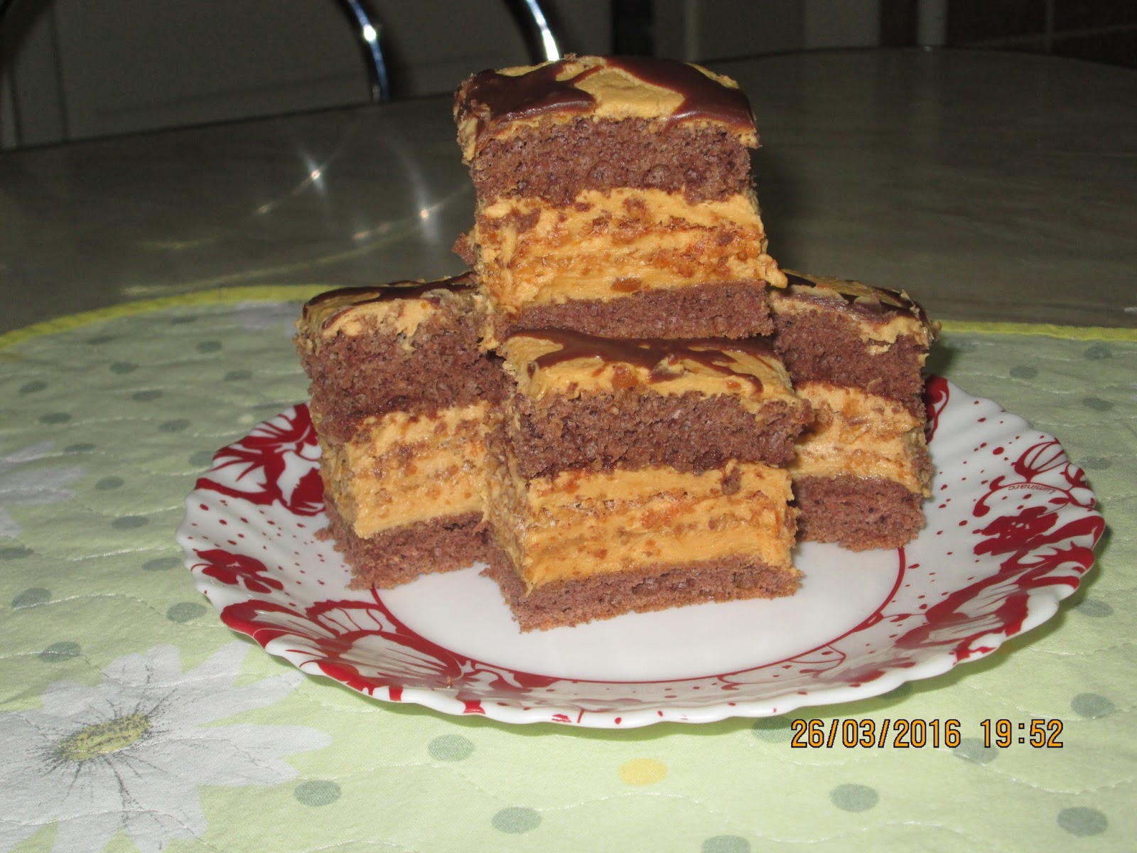 Prajituri de casa: Prăjitura caramel