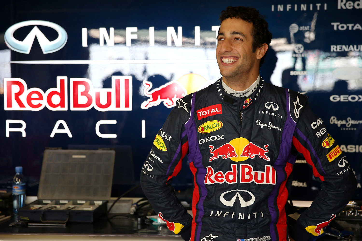 F1Tornello: Red Bull confirmó a Daniel Ricciardo para 2014