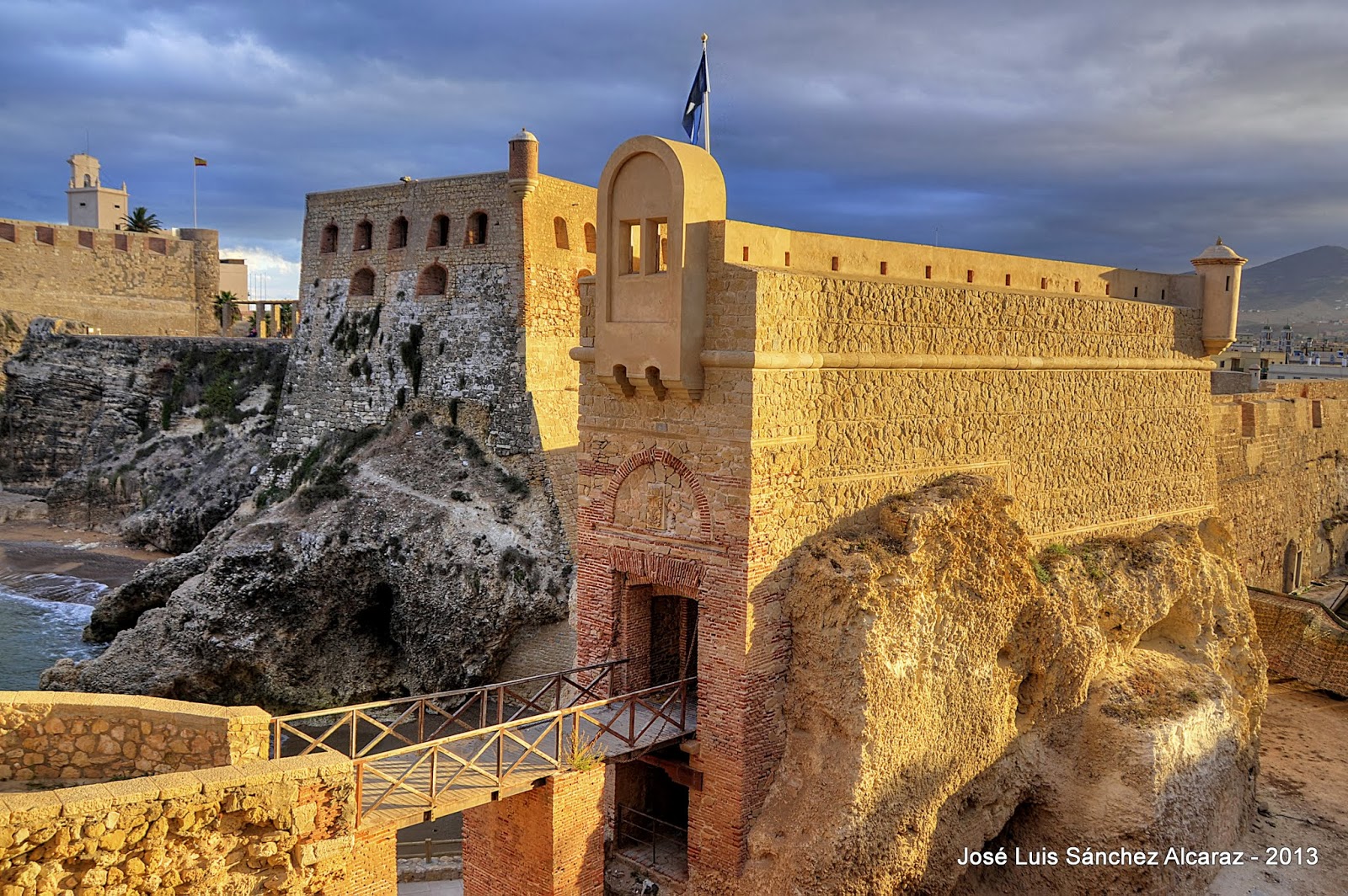 Melilla la Vieja, simplemente ~ Desde Melilla (PRUEBAS)