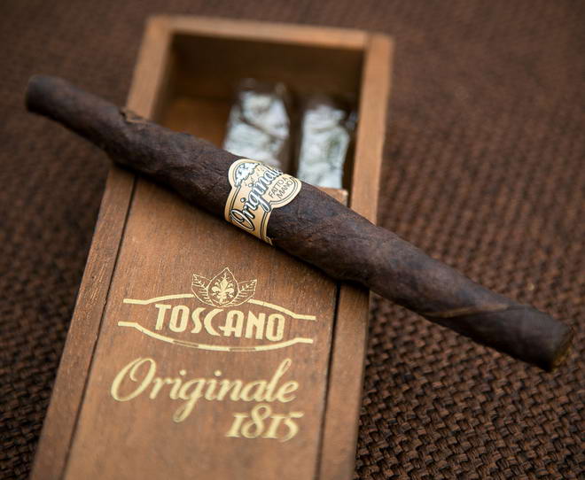 El "humo" del abuelo: Toscano ORIGINALE 1815