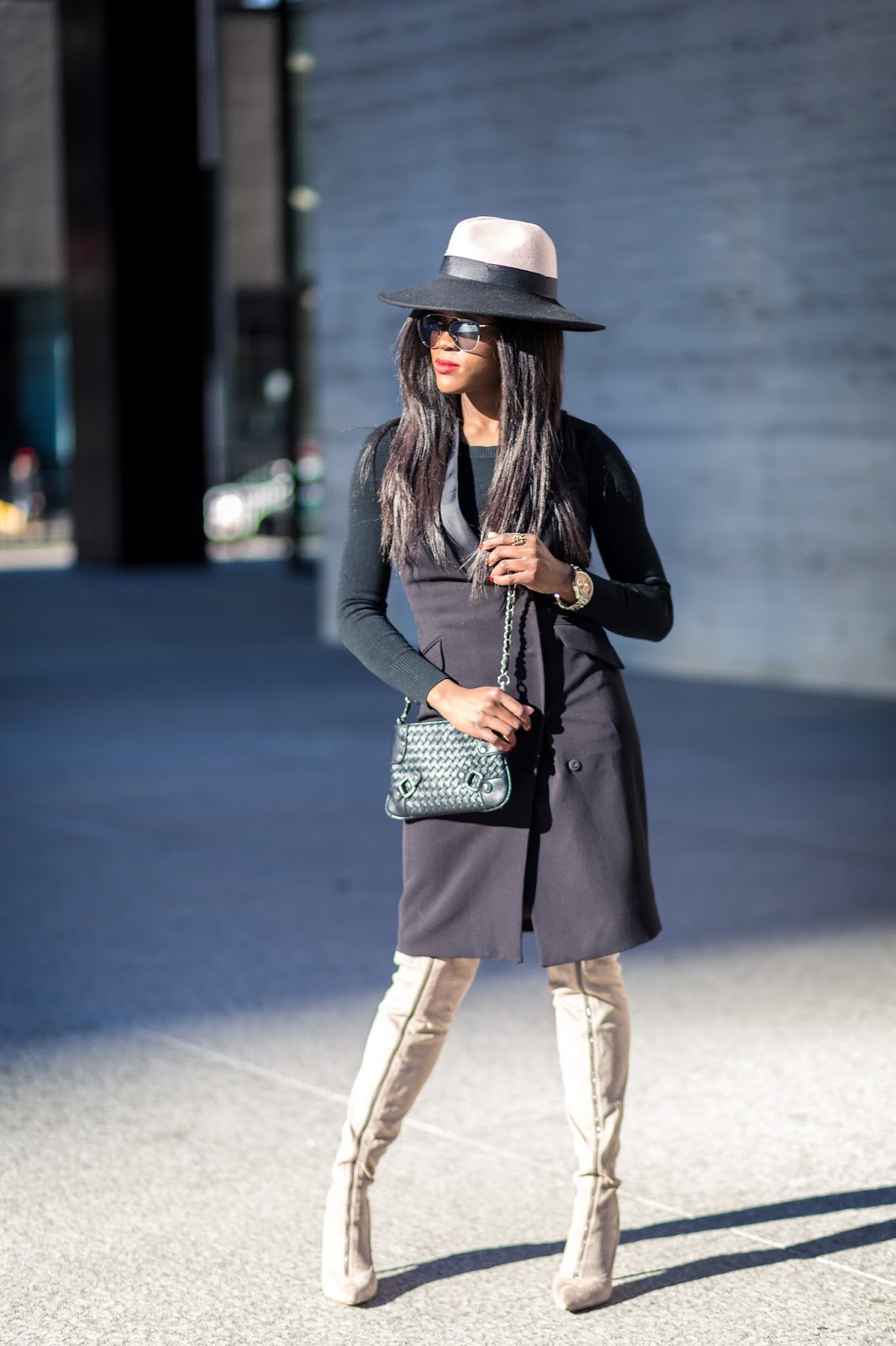 Neutral Tones - Cranberry Tantrums