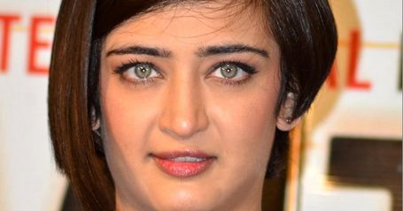 Akshara Haasan Biography, Wiki, Height, Weight, Age, Husband, Family & more