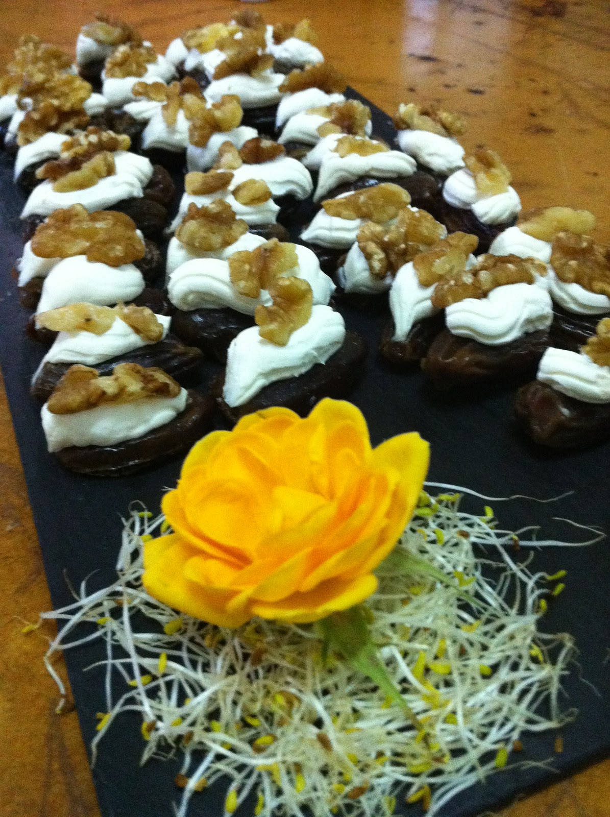 Alberto y su cocina: Dátiles Rellenos, una receta para los peques de la ...