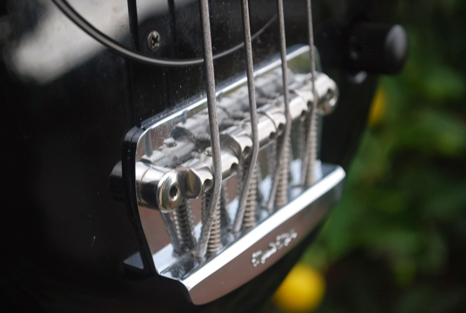 Rex and the Bass: 2012 Ernie Ball Music Man Bongo 4H Bass Guitar Review