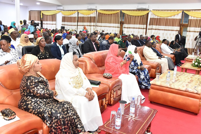 TAARABU YA KUHEREHEKEA MIAKA 53 YA MAPINDUZI ZANZIBAR YARINDIMA - CCM Blog