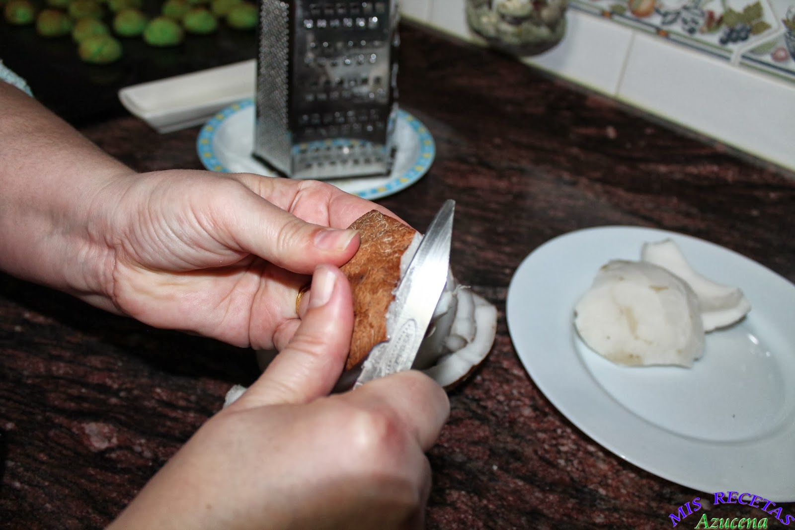 Mis Recetas: Abrir coco natural.