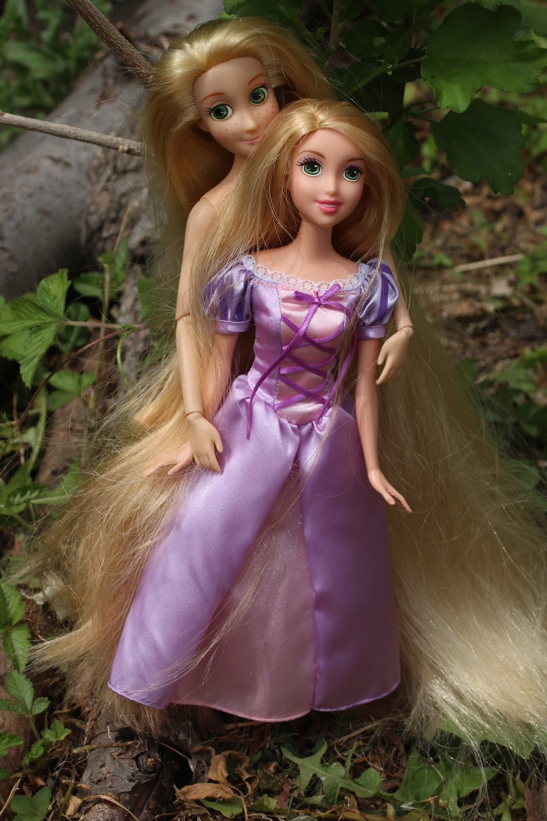 PLANET OF THE DOLLS: Doll-A-Day 2017 #141: Grow and Style Rapunzel and ...