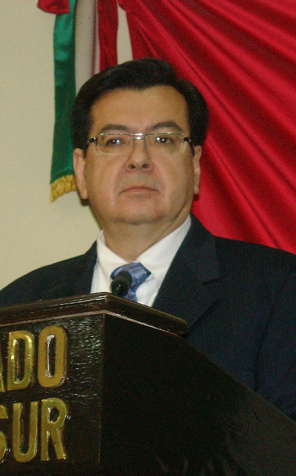 Temas y sucesos // Diálogos : 09/13/12