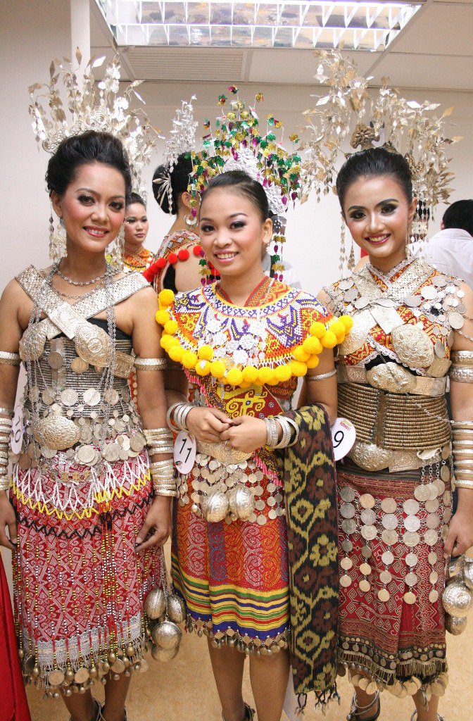 Kumang Saribas..and this is my story...: Ngepan Kumang Iban