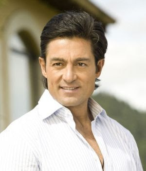 ESTO PASO: 1966: NACIÓ Fernando Colunga, actor mexicano.