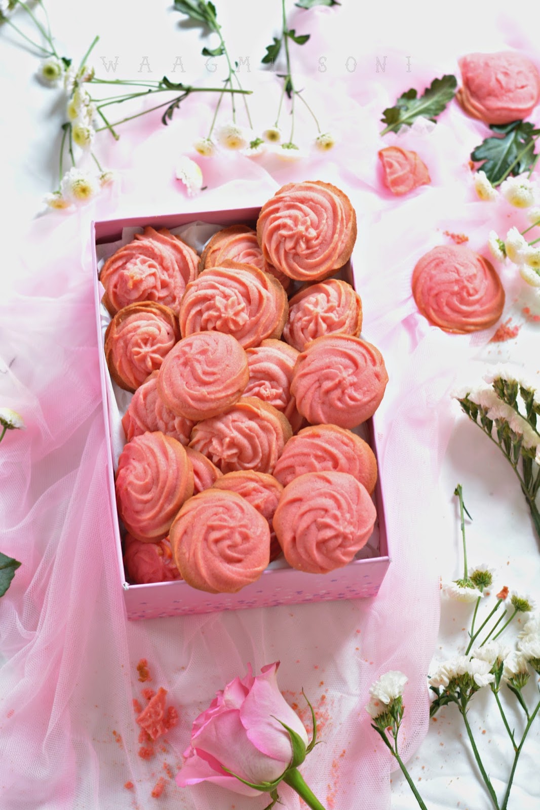 Cookingisfunn: Rose flavored Butter cookies
