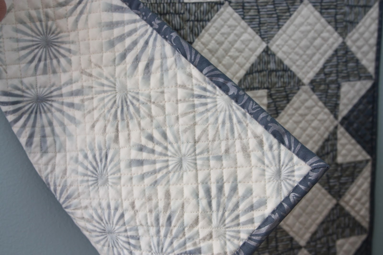 Shimmer Stars Quilt - Diary of a Quilter - a quilt blog