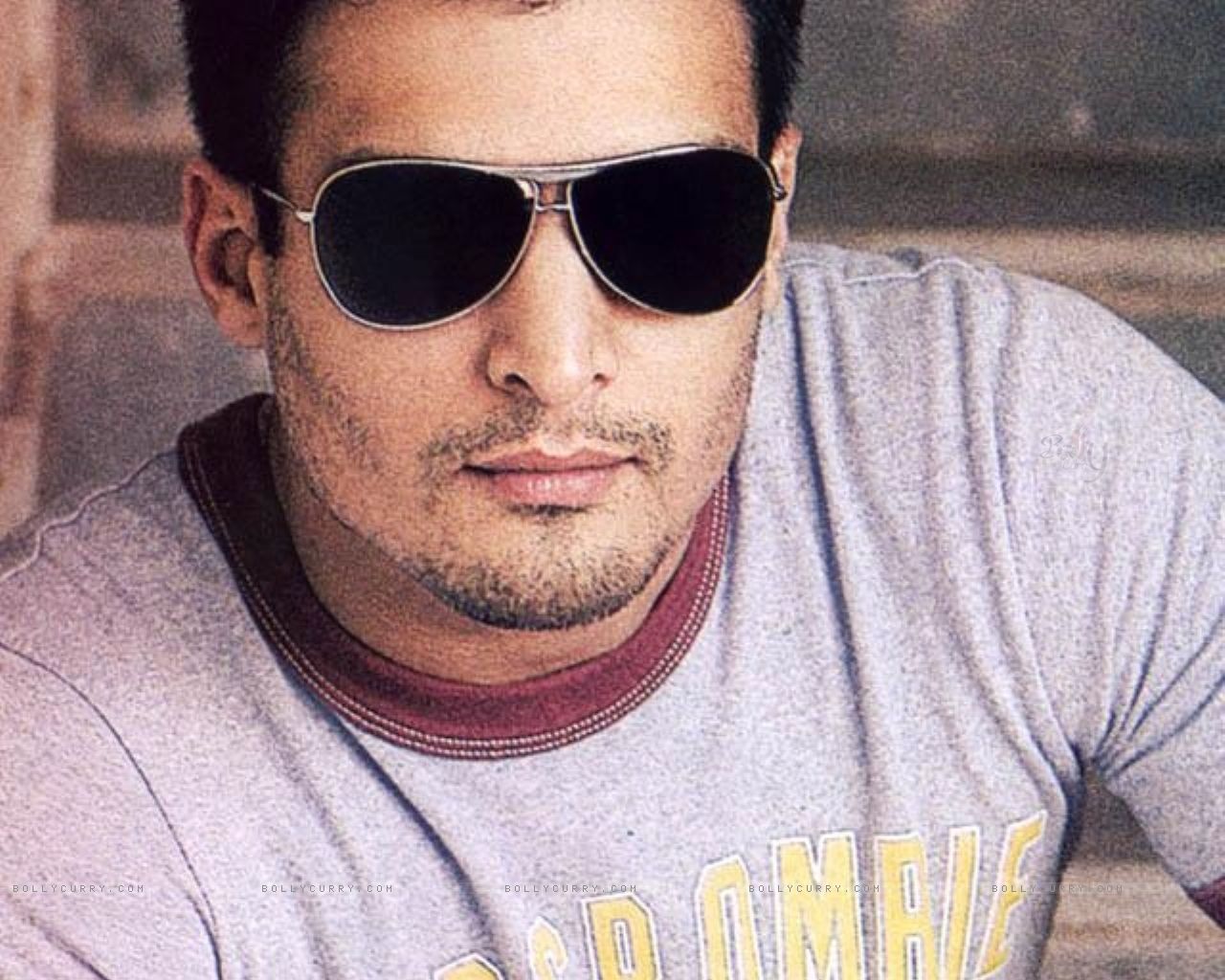 Fetch Free Wallpapers: Jimmy Shergill Wallpaper Pack 1
