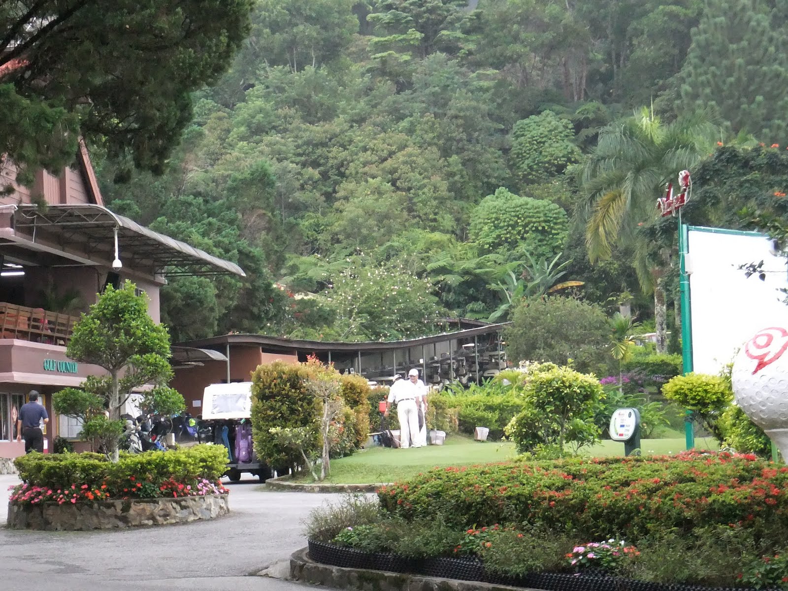 haPpY HaPpY: A Great Outing @ Awana Genting Highland Golf & Country Resort