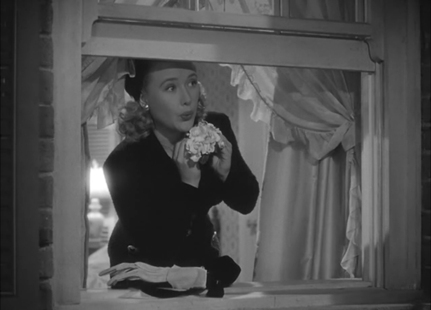 Holiday Film Reviews: Arsenic and Old Lace