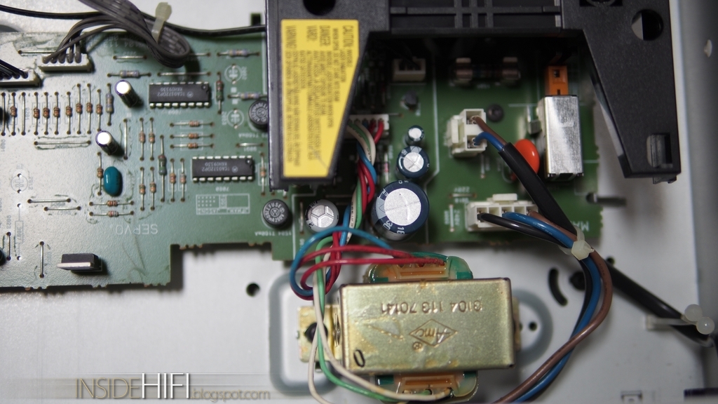 Inside Hi-Fi: Philips CD 732 (CD732/00B)