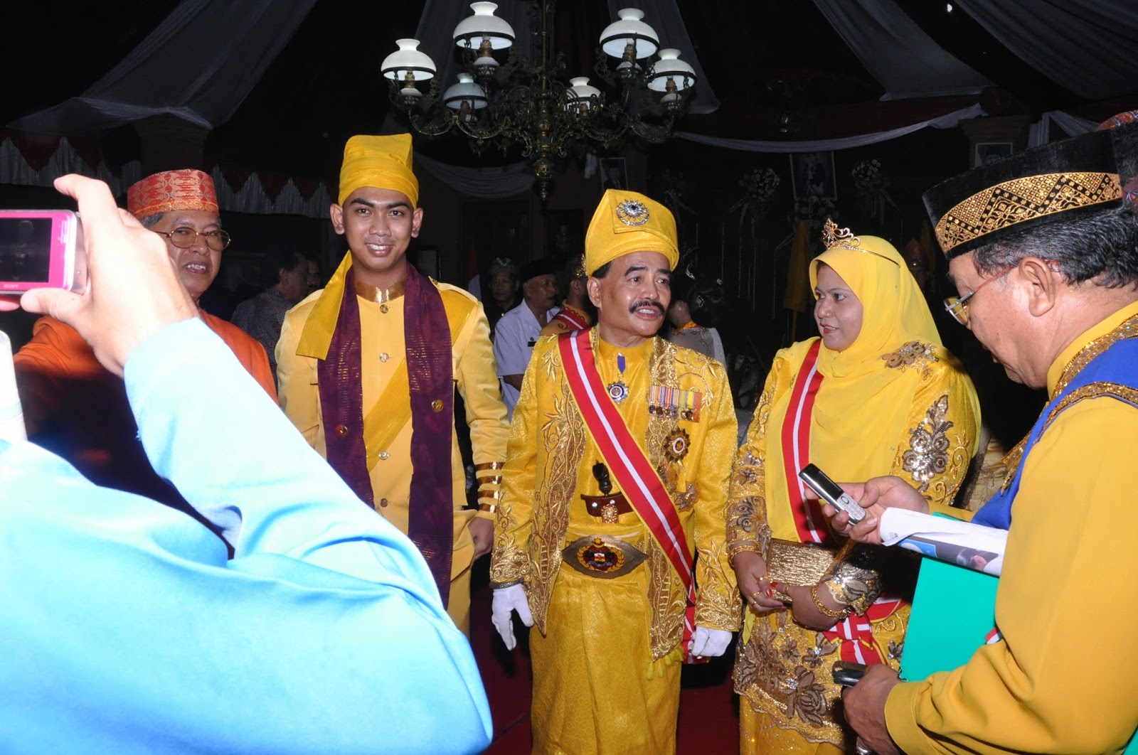 "SULTAN MELAKA DARUL ISLAM" OFFICIAL BLOG: PENYERAHAN DAN PEMAKAIAN ...