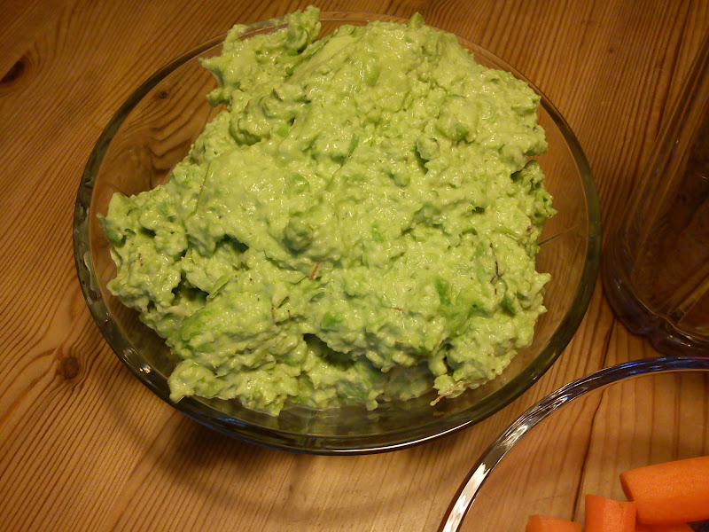Kitchen of Kiki: "Humus" of edam beans and peas