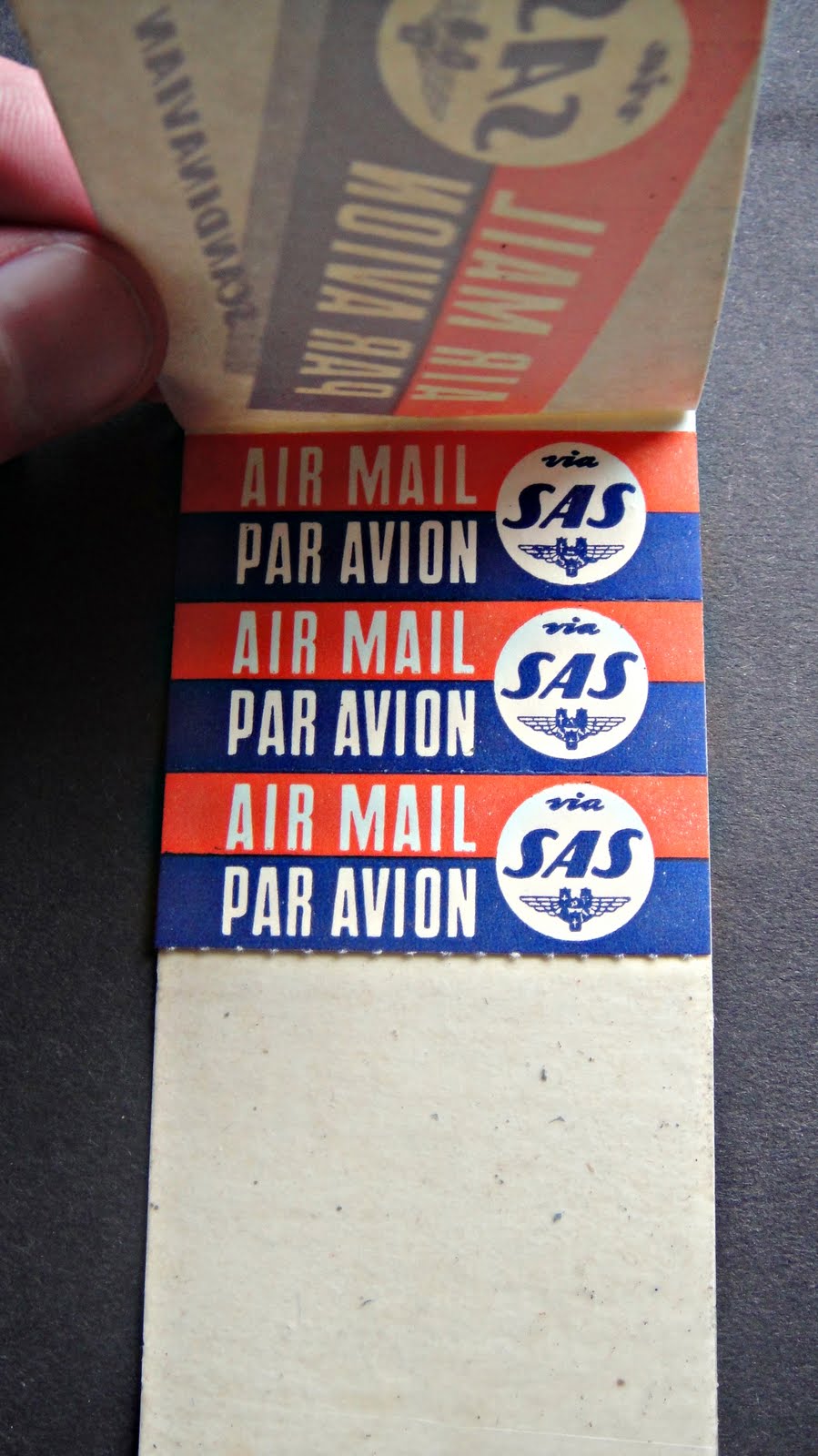 International Airmail And Priority Mail Labels: Sweden: SAS airmail labels