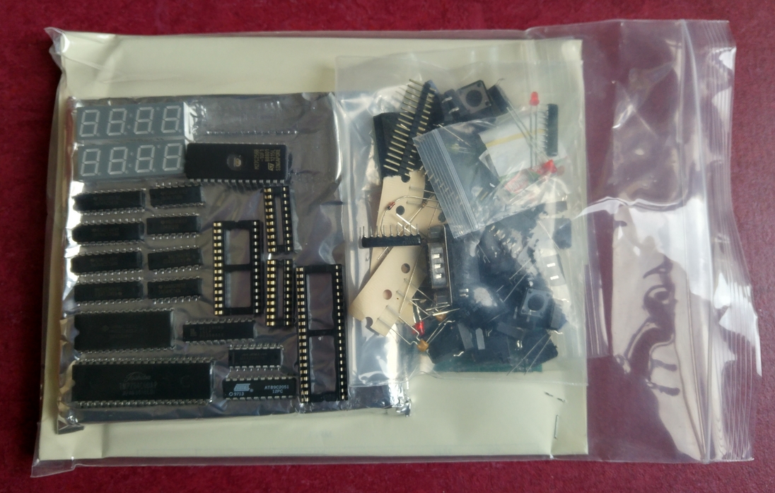 Synthelectro: The Wichit Sirichote Z80 MICROPROCESSOR KIT.