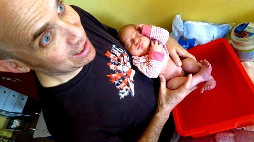 Elimination communication