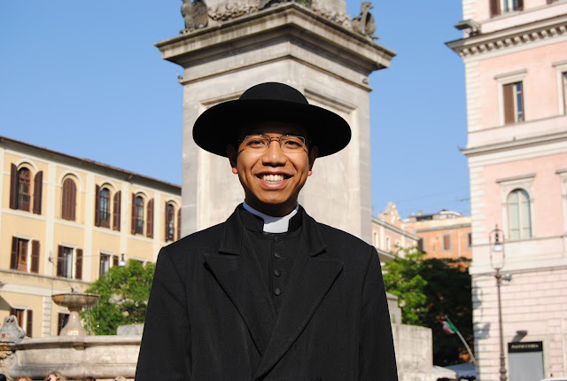 The Tradition of Clerical Dress ~ Liturgical Arts Journal