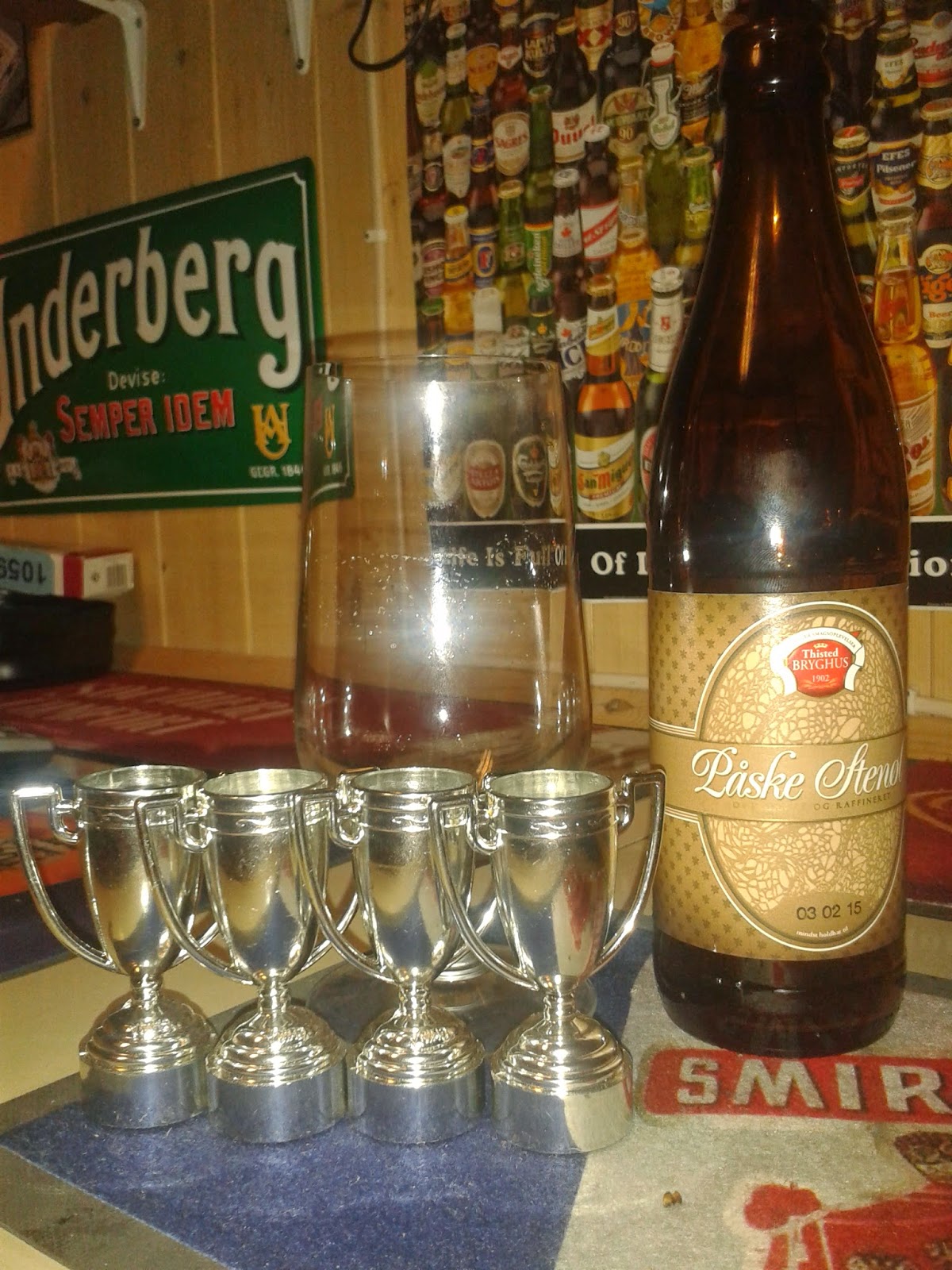 Endetarmen Bar & Garasjeanlegg : Påske Aftenøl