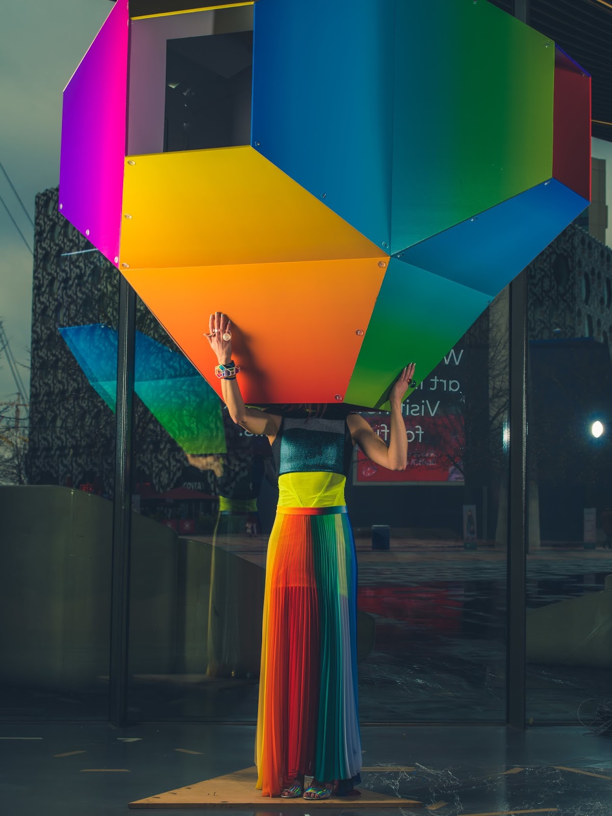 fredbutlerstyle: Wednesday 2nd April: NOW Gallery - "Harmonics In Space ...