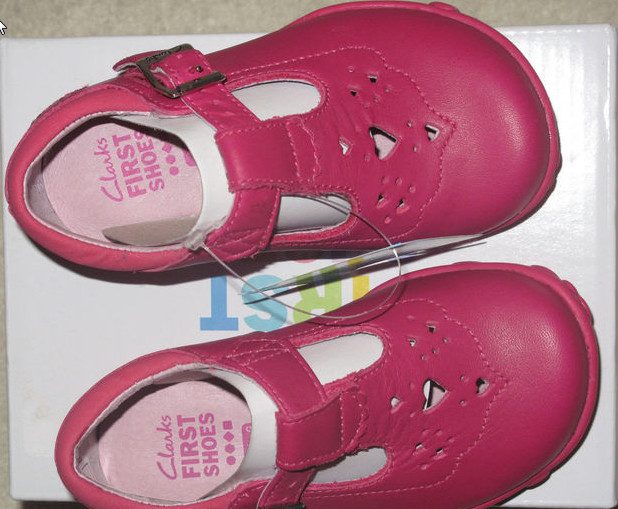 KC DREAM: CLARKS FIRST SHOES