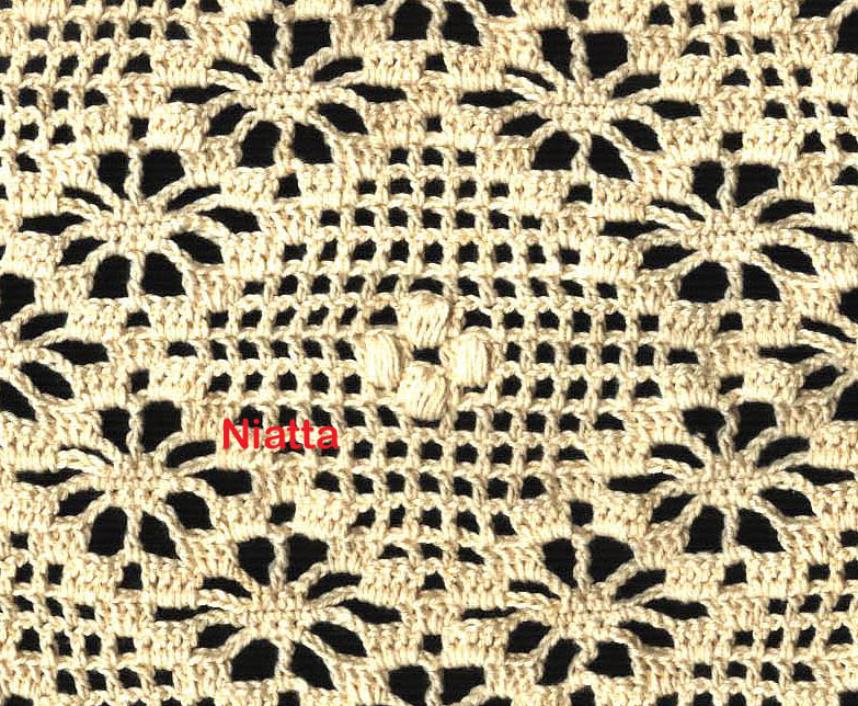 Th E crochet: Spider Stitch Filet Crochet Curtain