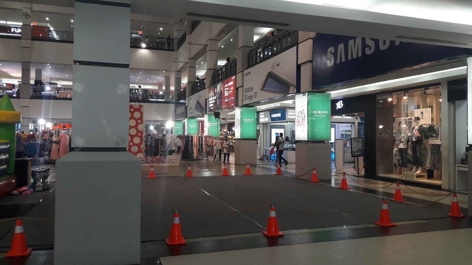 Advertising Indonesia: Profil Mall Palembang Square