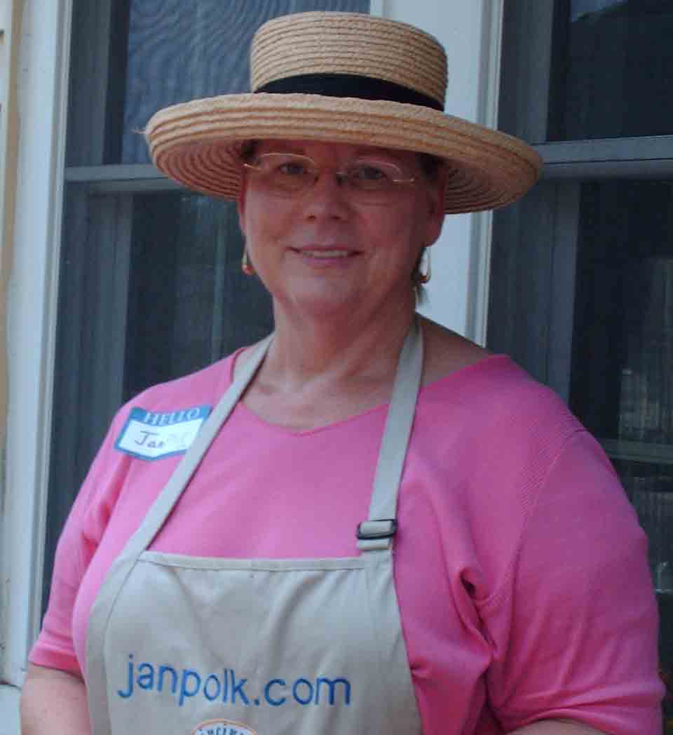 Gadsden Museum of Art: ARTIST PAINTING WITH A PURPOSE