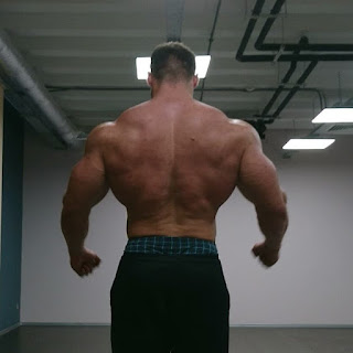 MUSCLE WORSHIP COM: Pavel Fedorov Russian Bodybuilder