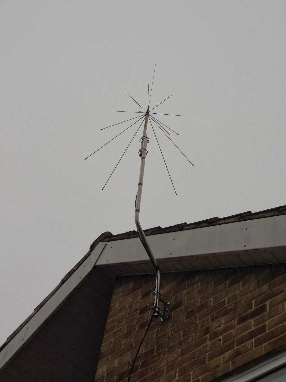 G0MGX In the Shack: A disk-what? Ah, a Discone!