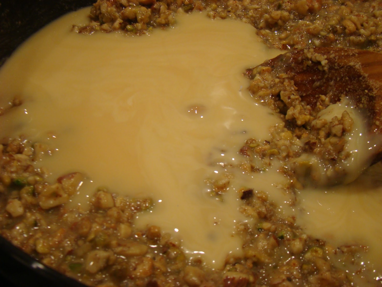 My Favorite Recipes Collection: Scrumptious Nutty Milk Fudge from ...