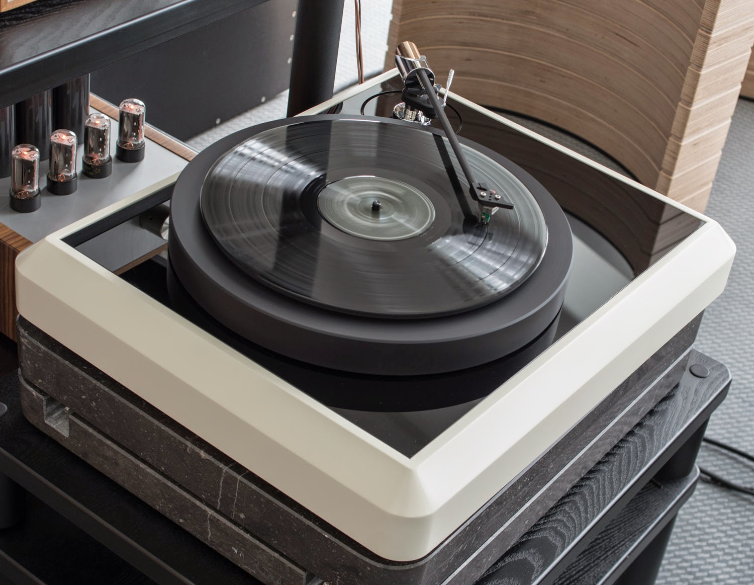 VinylSavor: Live from Munich : High End 2015 - The Turntable