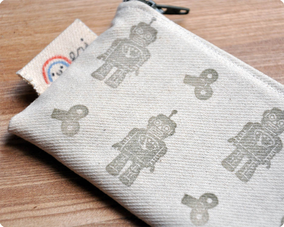 Memi The Rainbow: My dear robot