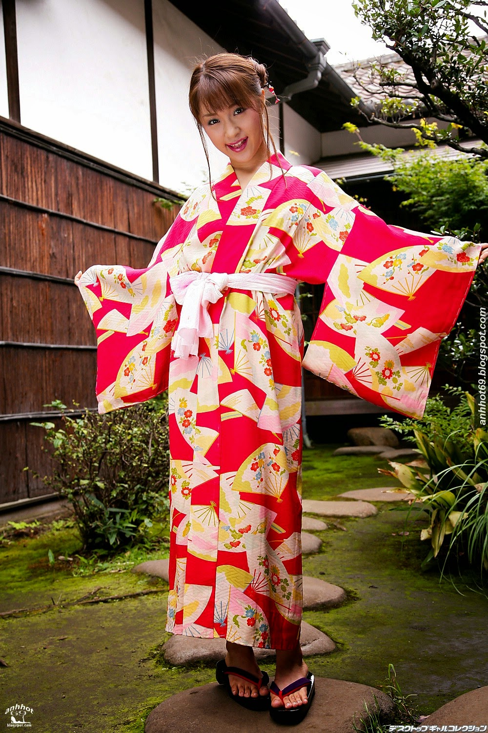 Mihiro Taniguchi - Nữ hoàng khiêu gợi