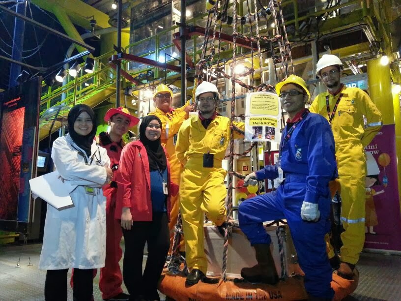 Creating Wonder - the Petrosains Blog: Life on an Oil Rig
