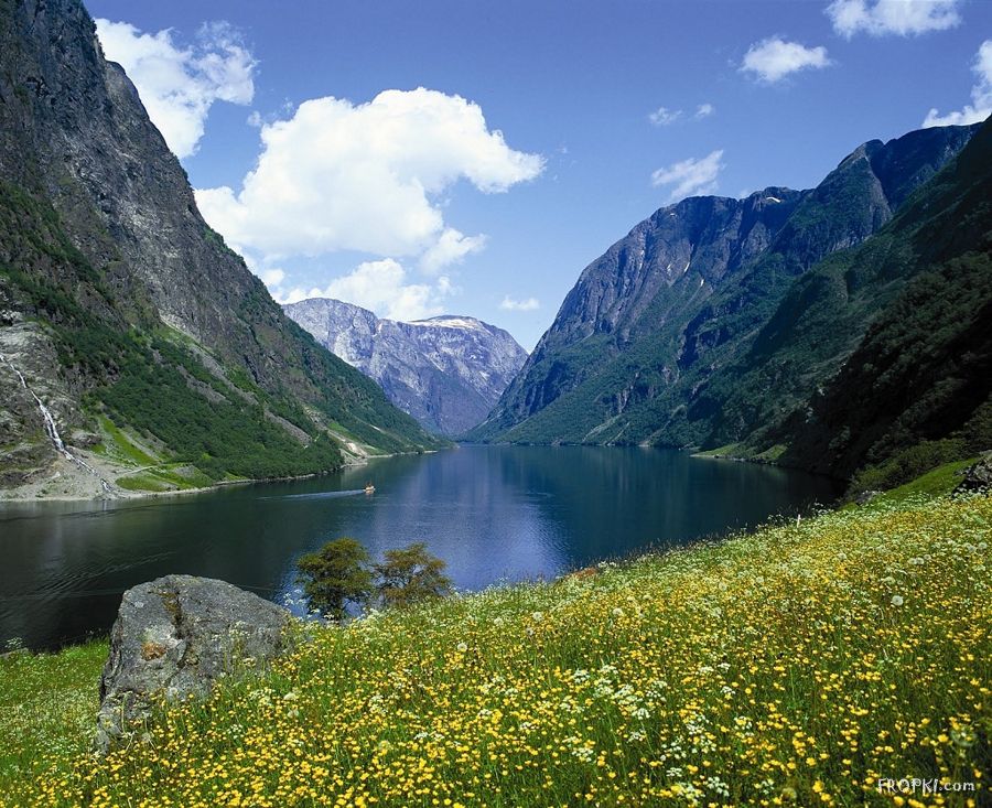 AwEsoMe ArTicLes, PiCtuReS & InFoRmaTiOn: Norway's Heavenly Scenes