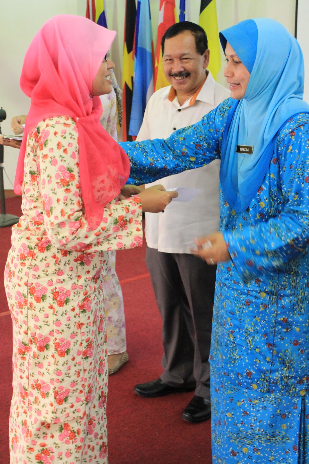 Sekolah Menengah Sains Rembau: Majlis Penyerahan Slip Keputusan SPM 2012