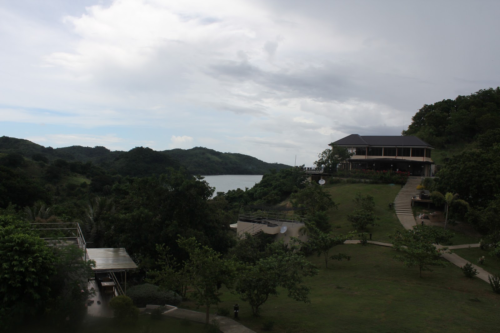 Stay, Stray, Play and Feast: Tugawe Cove Resort, Caramoan CamSur A ...