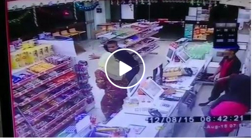 CCTV: Cikgu Disamun Di 7-Eleven Pagoh | OH AWAN