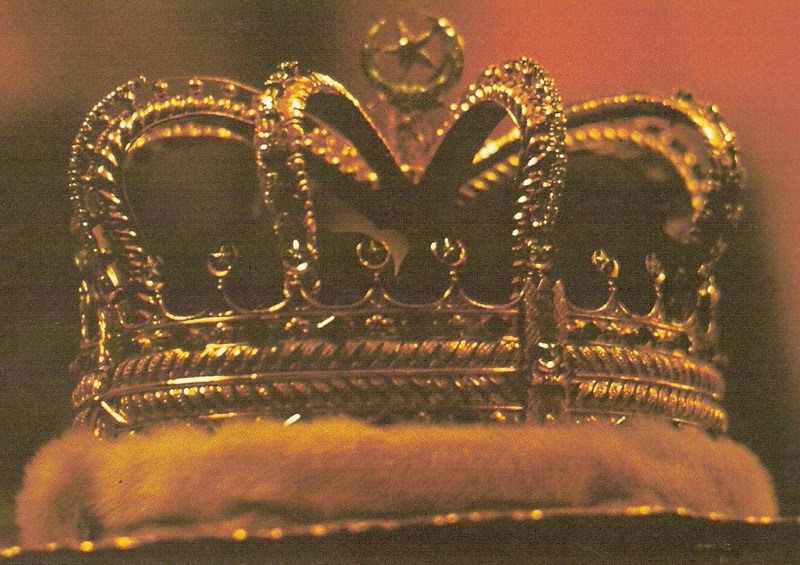 WARISAN RAJA & PERMAISURI MELAYU: Mahkota Raja-Raja Melayu.