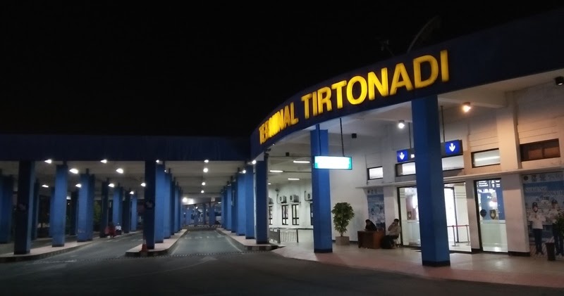 TERMINAL TIRTONADI SOLO "DAHULU DAN SEKARANG"