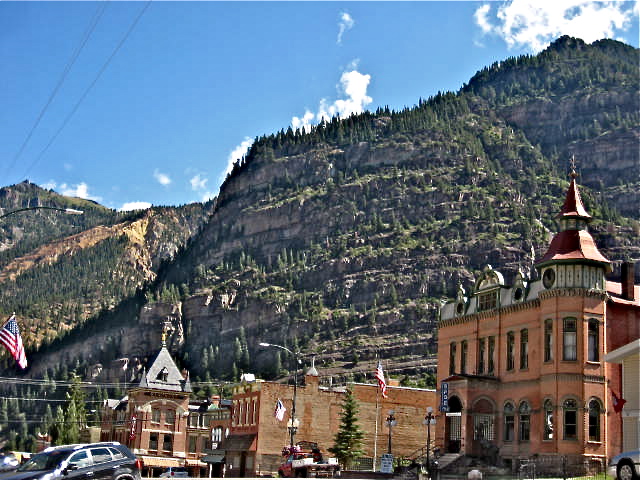 Travel With Whippets: Ouray, Colorado and the Million Dollar Highway