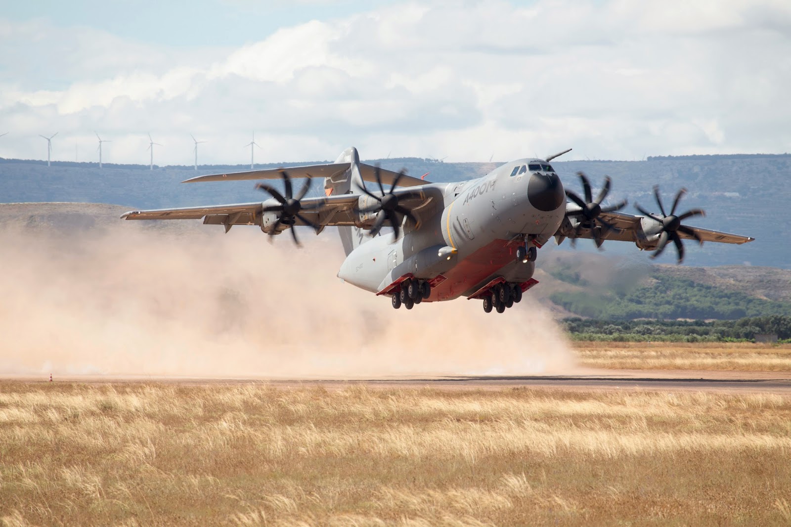 España recibirá su primer avión A400M a principios de 2016. - LQT Defensa