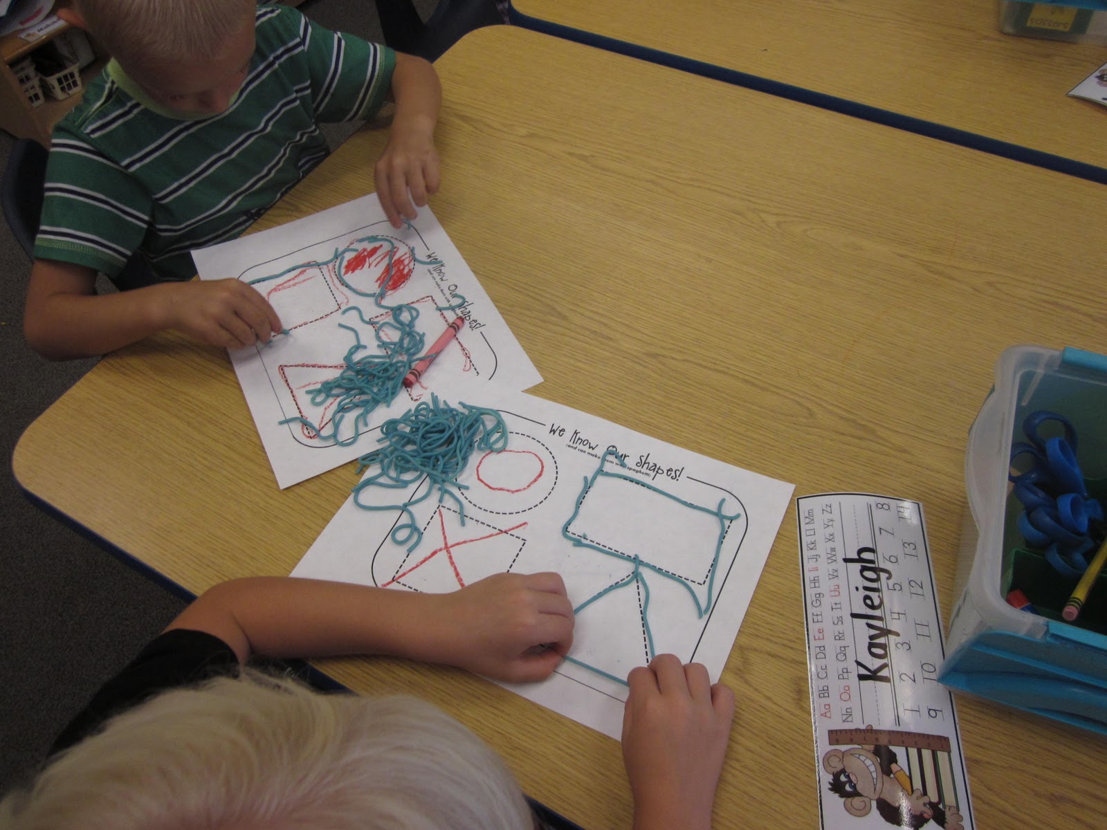 Me And MY Kindergarten Gang: Writing With Spaghetti???!!!@@ What?? Yup ...