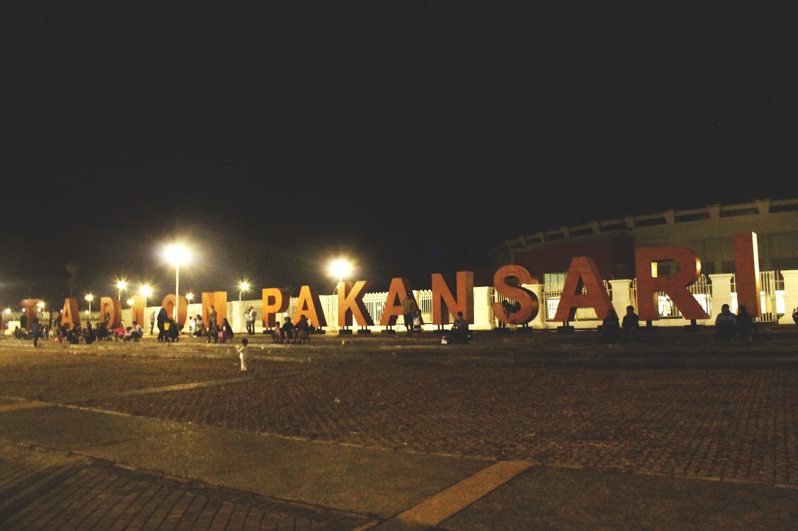 √ Keramaian yang Memeriahkan Pakansari di Malam Hari ! - Lepas Nafas