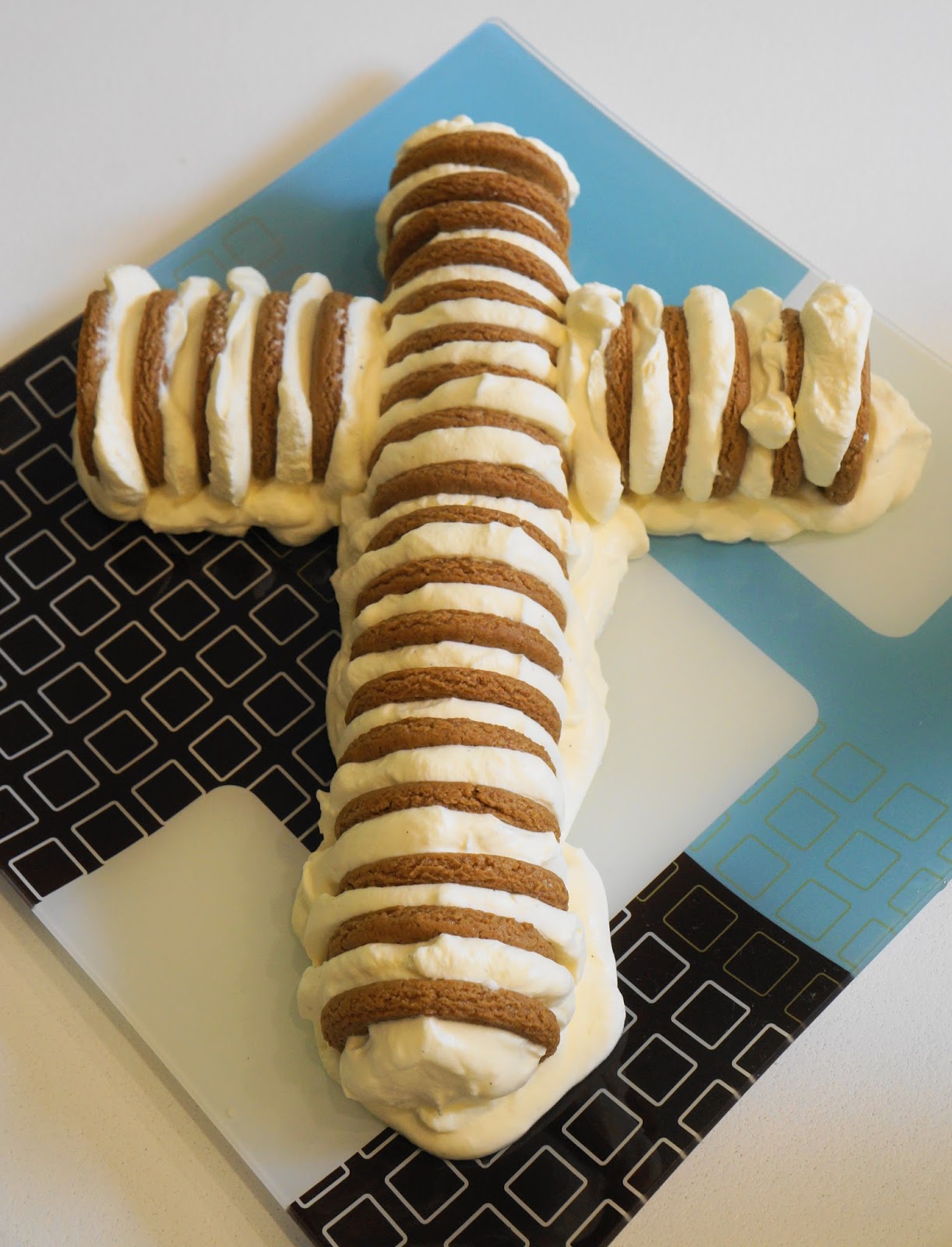 Crafty Cake Creative: Sherry Log for Christmas